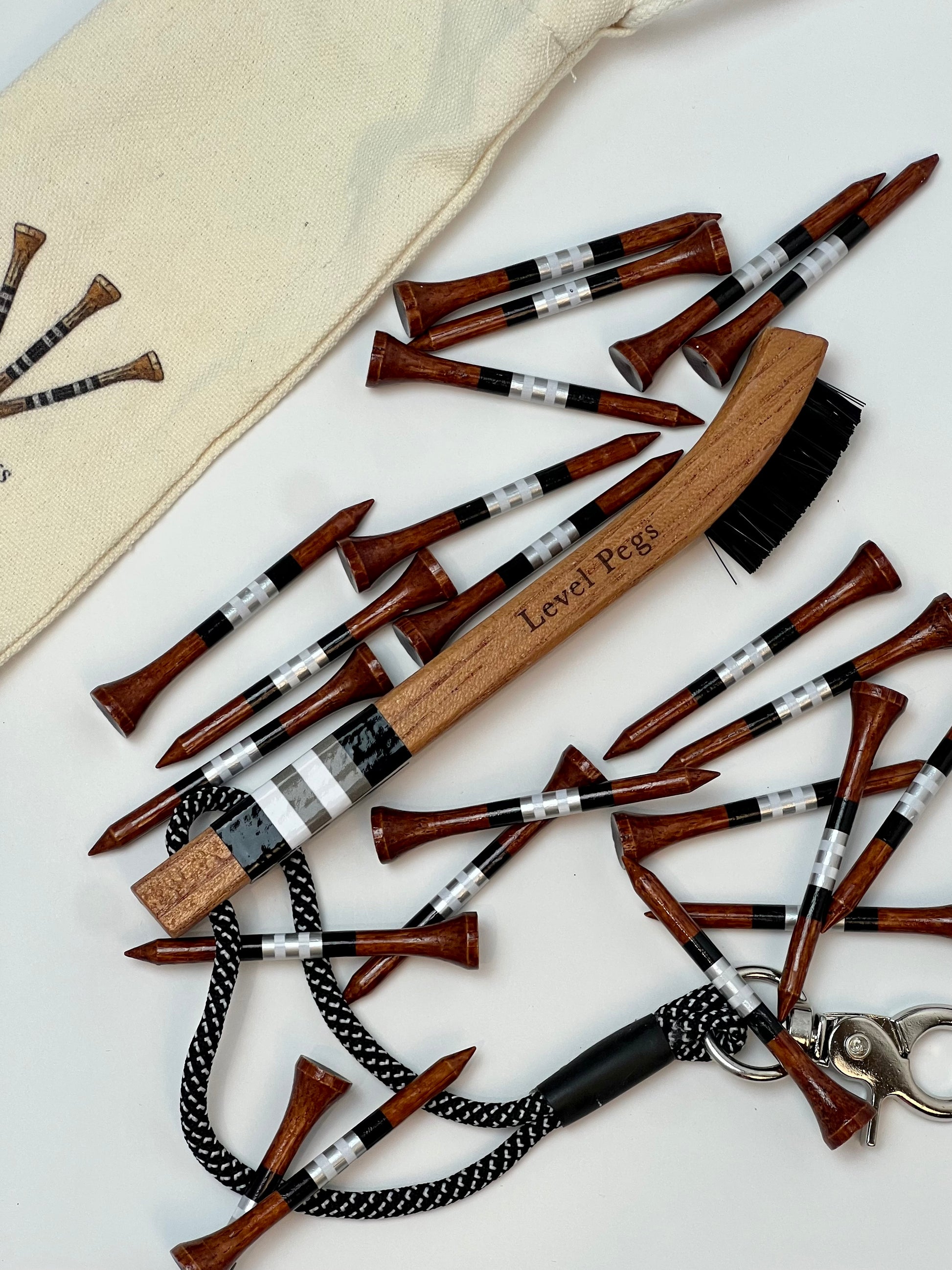 Carbon Bundle – Level Pegs